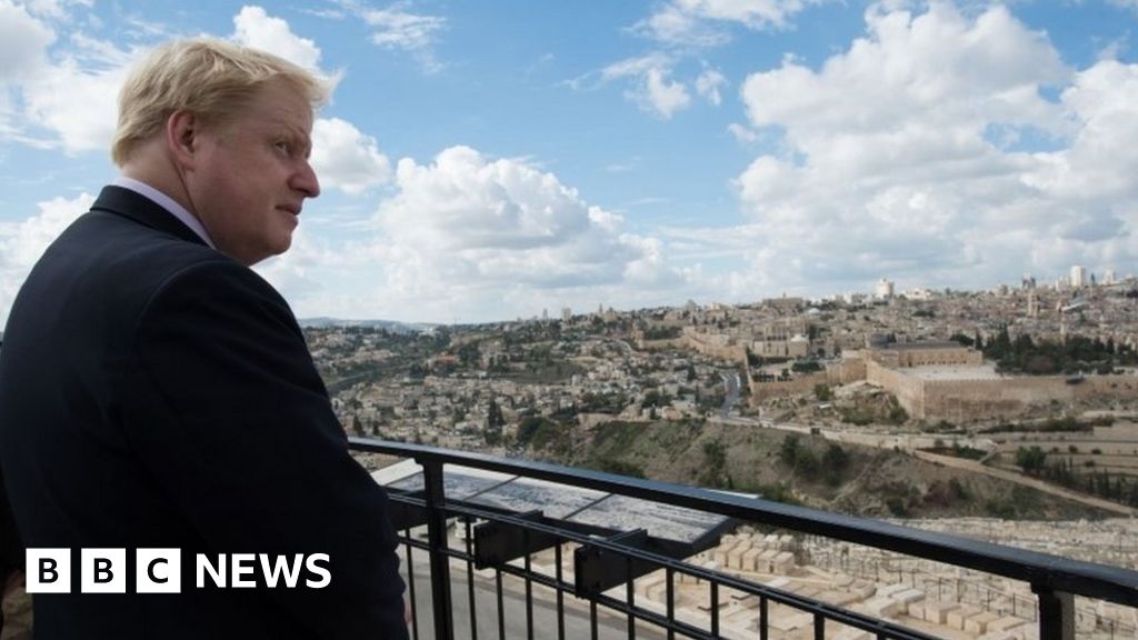 Boris Johnson cancels West Bank events amid Israeli boycott row - BBC News