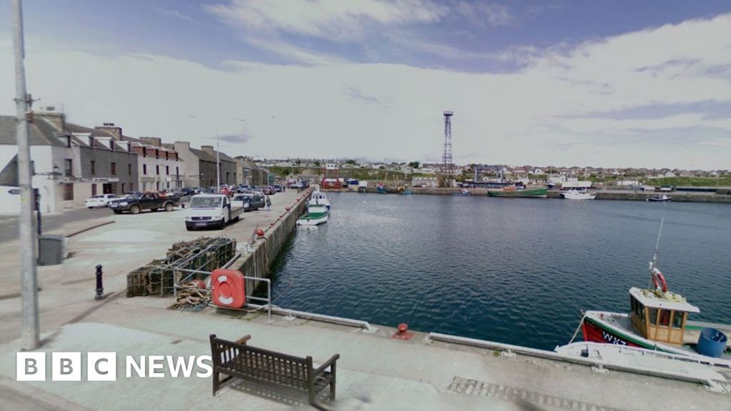 Britain's biggest 2017 earthquakes felt in Scotland - BBC News