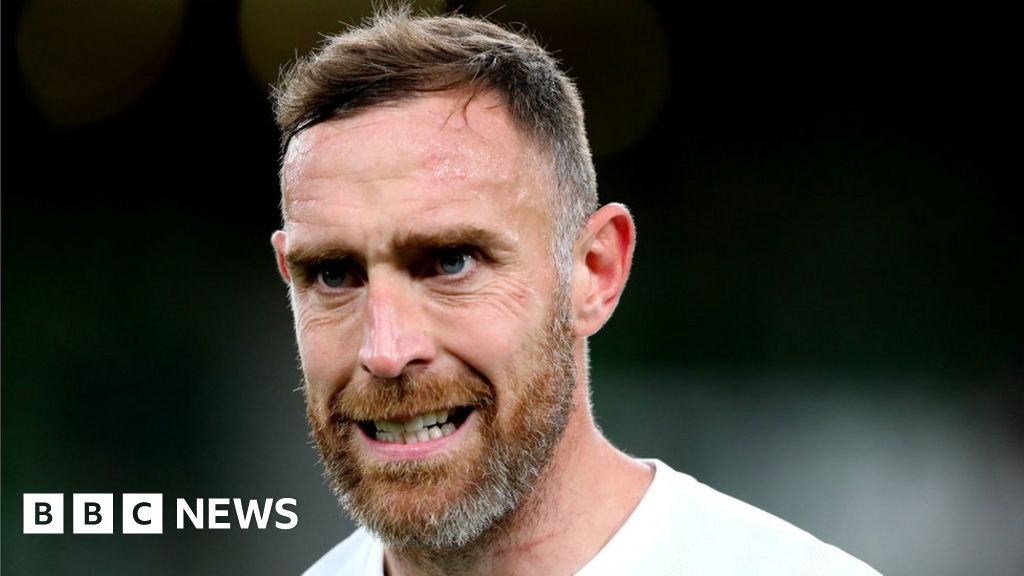 Derby County captain Richard Keogh out for season after crash - BBC News