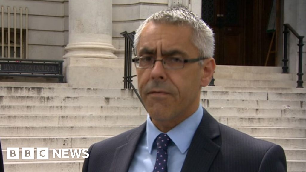 Murdered toddler Finley Thomas 'should have been safe' - BBC News