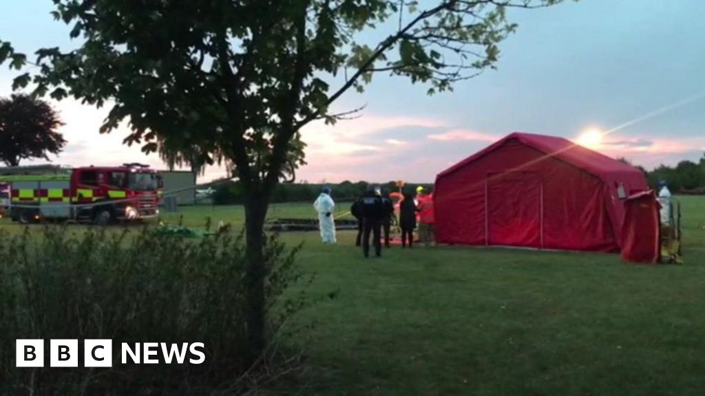 Aircraft crashes near Defford in Worcestershire Aircraft crashes near Defford in Worcestershire