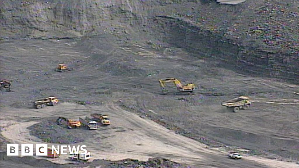 Nant Helen mine restoration plans given green light - BBC News