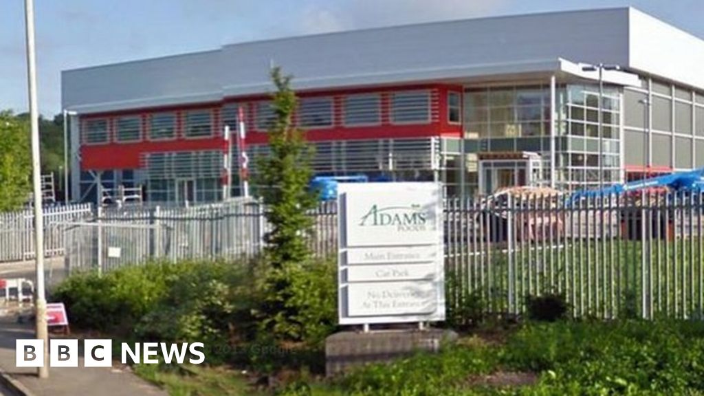 Man injured in Leek food factory explosion - BBC News