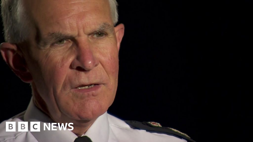 Sir Peter Fahy: Missing teen searches 'unsustainable' - BBC News