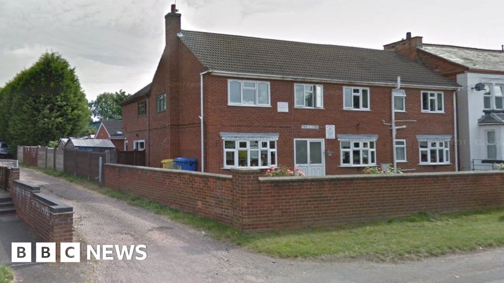 Leicestershire Police probe care home 'abuse' concerns - BBC News