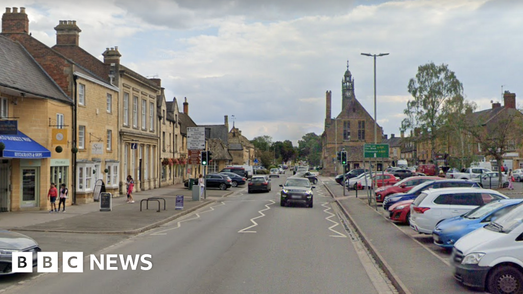 Driver charged over motorcyclist's death in Moreton-in-Marsh - BBC News