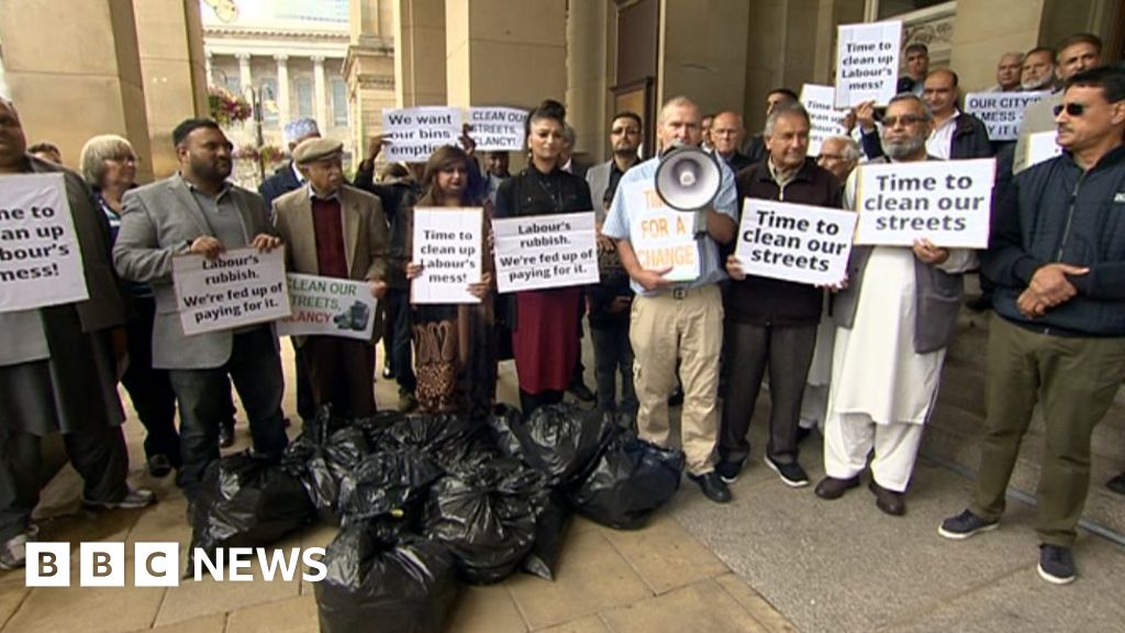 Birmingham bin strike: City becoming 'sea of rubbish'