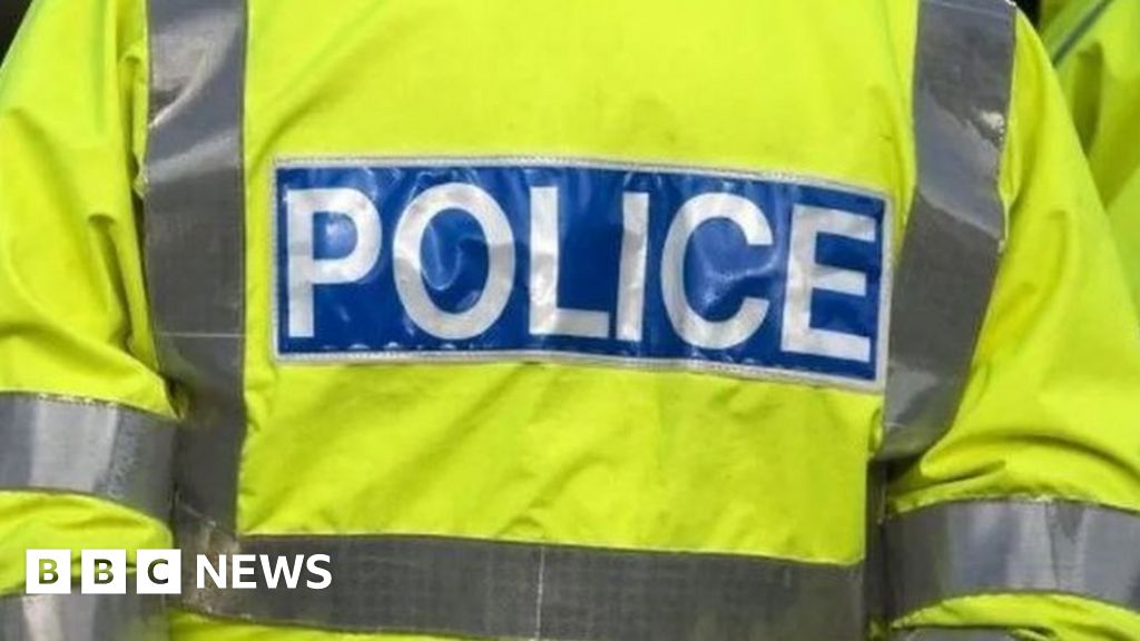 Gravesend stabbings: Appeal after teenagers attacked