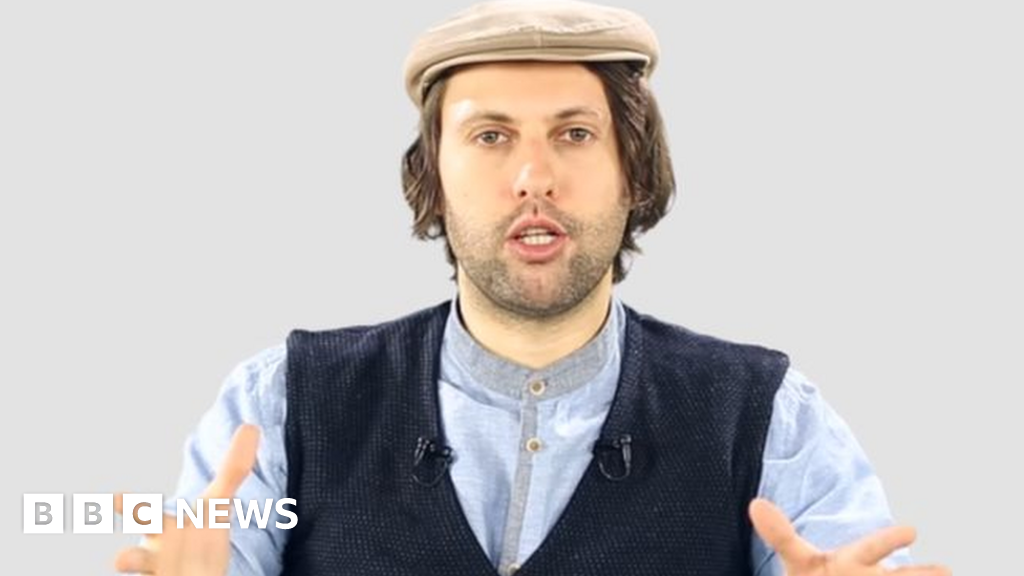Online anger over Syrian filmmaker 'stabbed' in Turkey