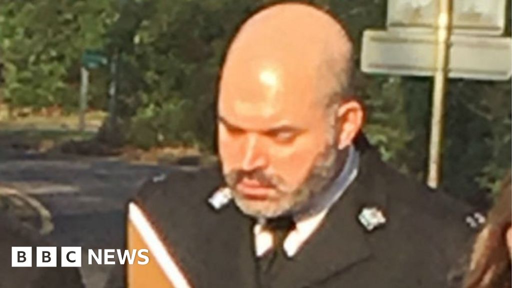 Nottinghamshire police officer sacked over 'inappropriate' conduct ...