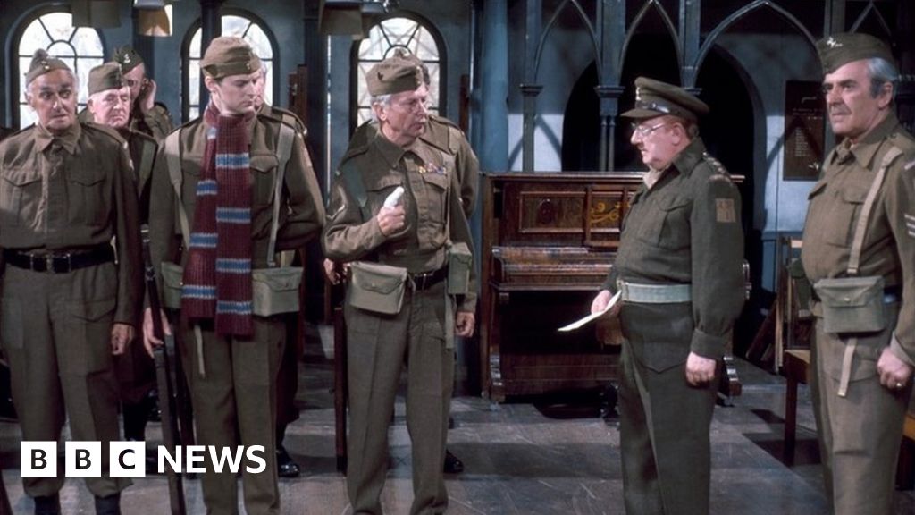 Obituary: Jimmy Perry - BBC News