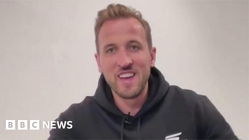Harry Kane talks to Raunds schoolchildren about mental health - BBC News