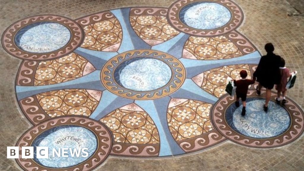 Wellingborough mosaics depicting five wells being restored - BBC News