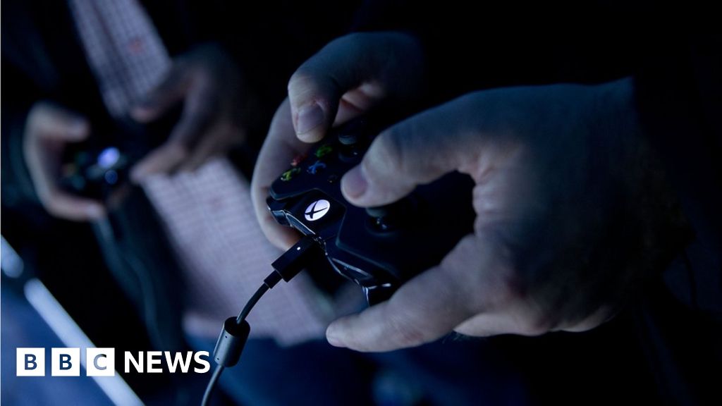 Video games and mental health: 'Nobody's properly talking' - BBC News