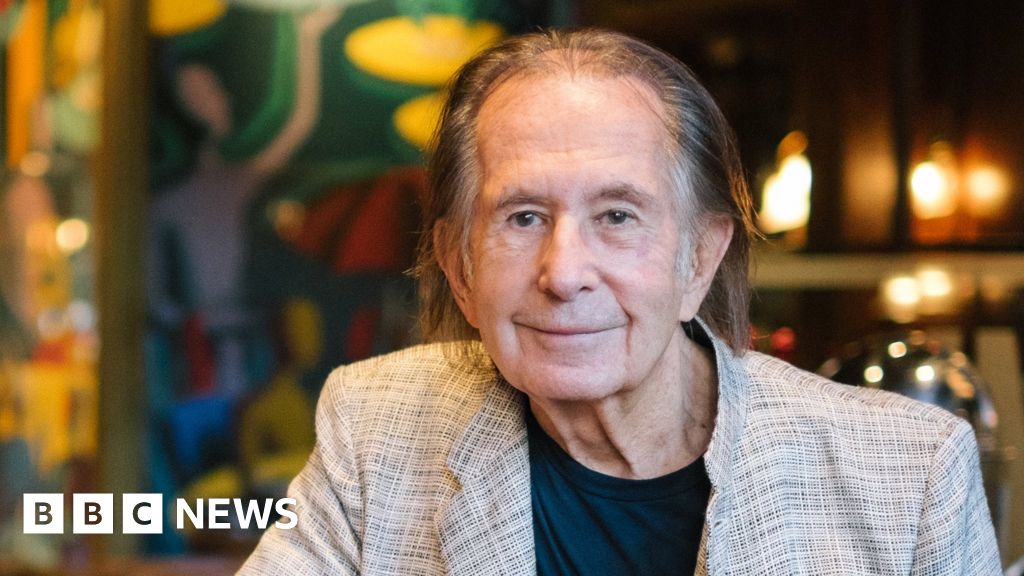 The restaurateur who puts hospitality above food - BBC News