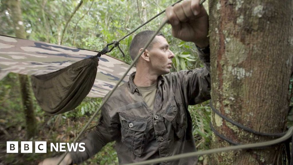 The elite soldiers protecting the Amazon rainforest - BBC News