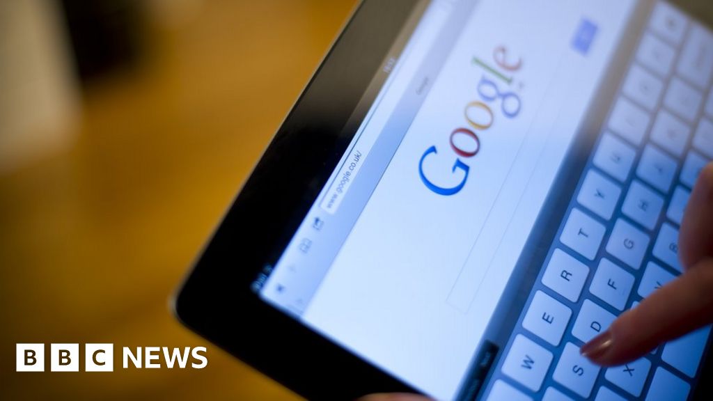 Solutions that can stop fake news spreading - BBC News