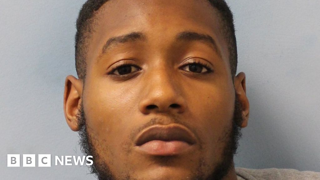 Wembley machete attack: Teenagers detained over stabbing - BBC News