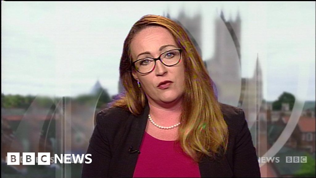 Retail analyst Claire Bailey says Topshop customers 'may switch loyalty'