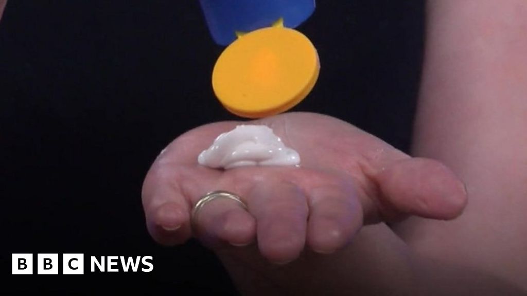 Sun cream: How to apply sunscreen correctly
