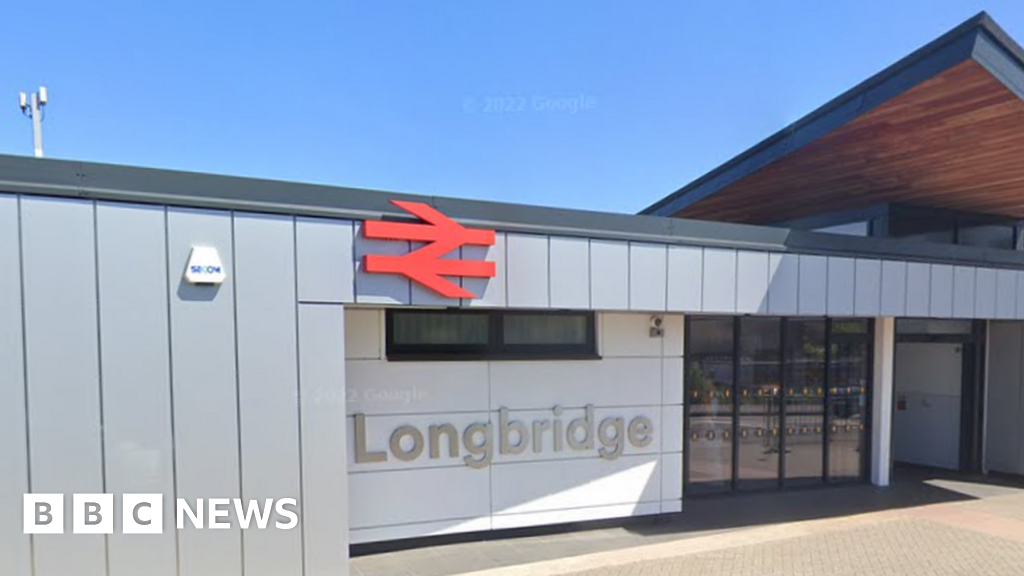 'Complex' Birmingham water main work to last several weeks - BBC News