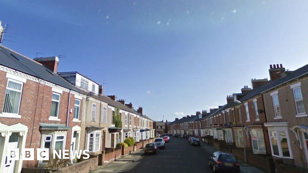 Man dies 17 days after Blyth street attack - BBC News