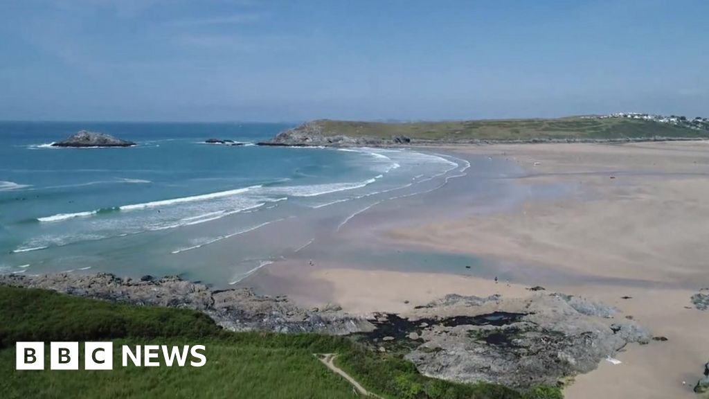 Cornwall coast rescue teams respond to multiple incidents - BBC News