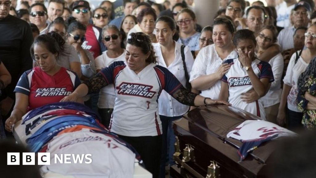 Mexico murder rate rises in first three months of 2019 - BBC News