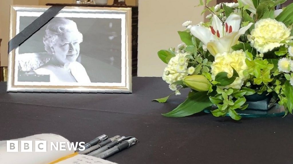 Queen Elizabeth II’s service is an example to all – governor - BBC News