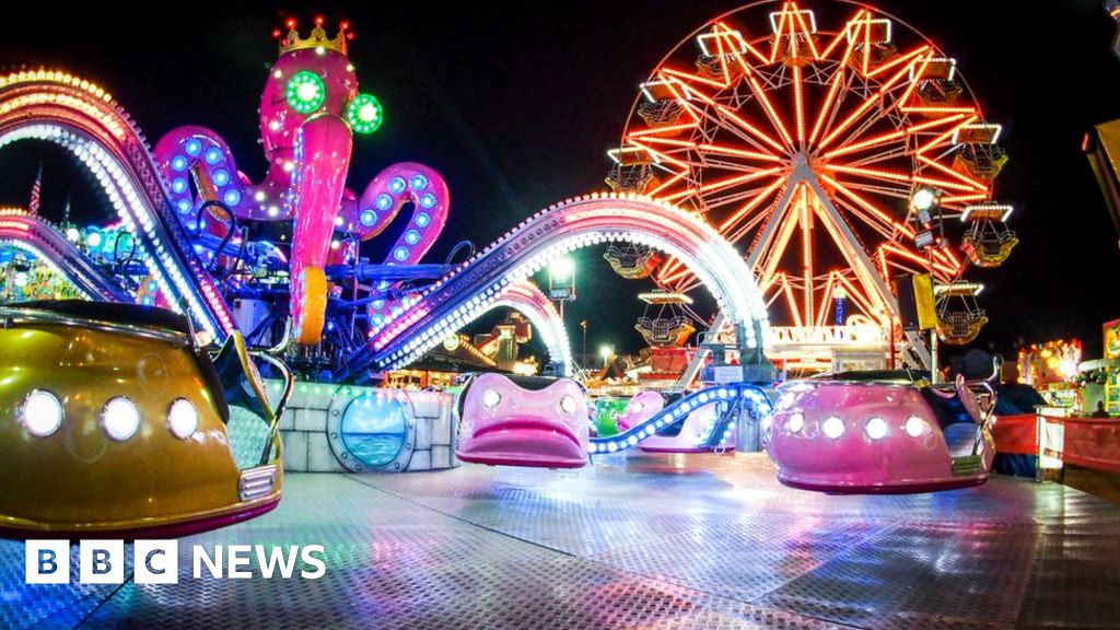 Chestnut Fair cancelled due to Long Eaton development - BBC News