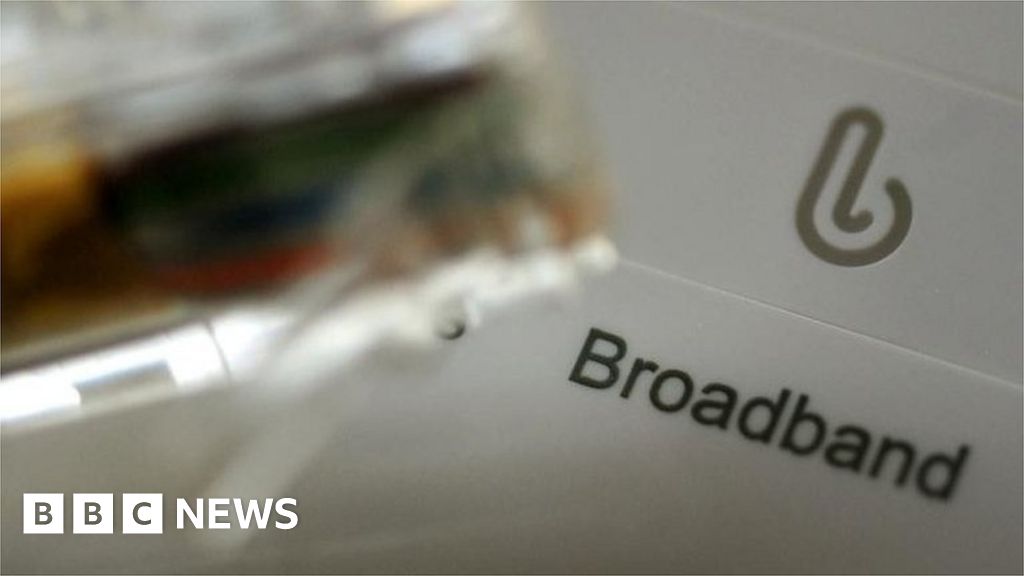 Vandals damage 800 phone lines in Tweedbank