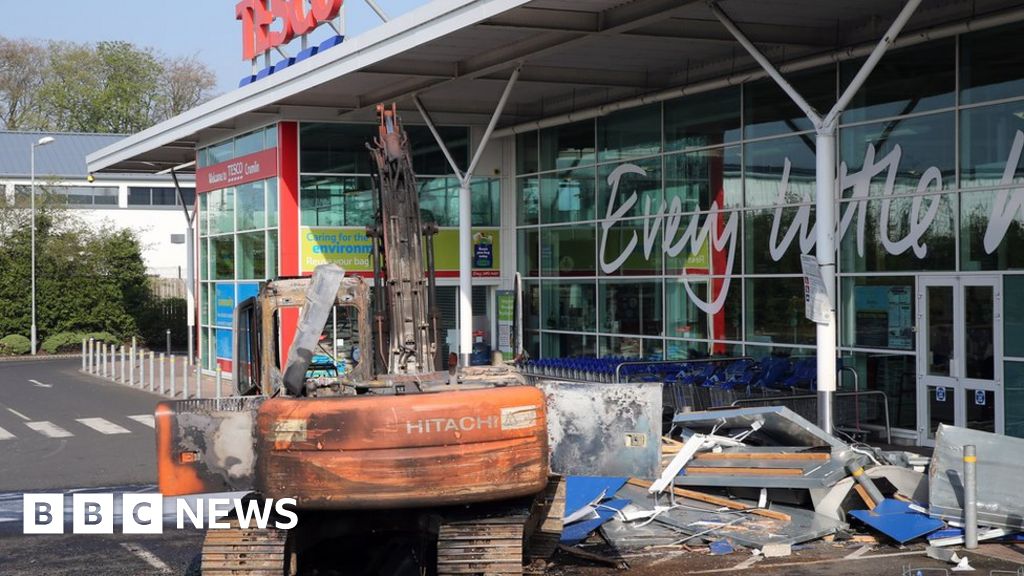 'Stolen diggers' used in cash machine raids in Crumlin and Craigavon ...