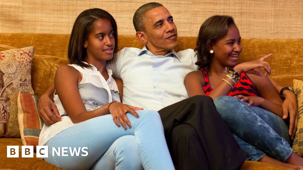 #HappyFathersDay: Celebrating the day of the dad - BBC News