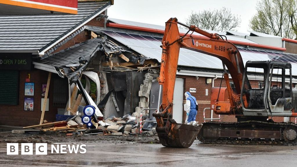 Threat of more cash machine thefts 'very real', police warn