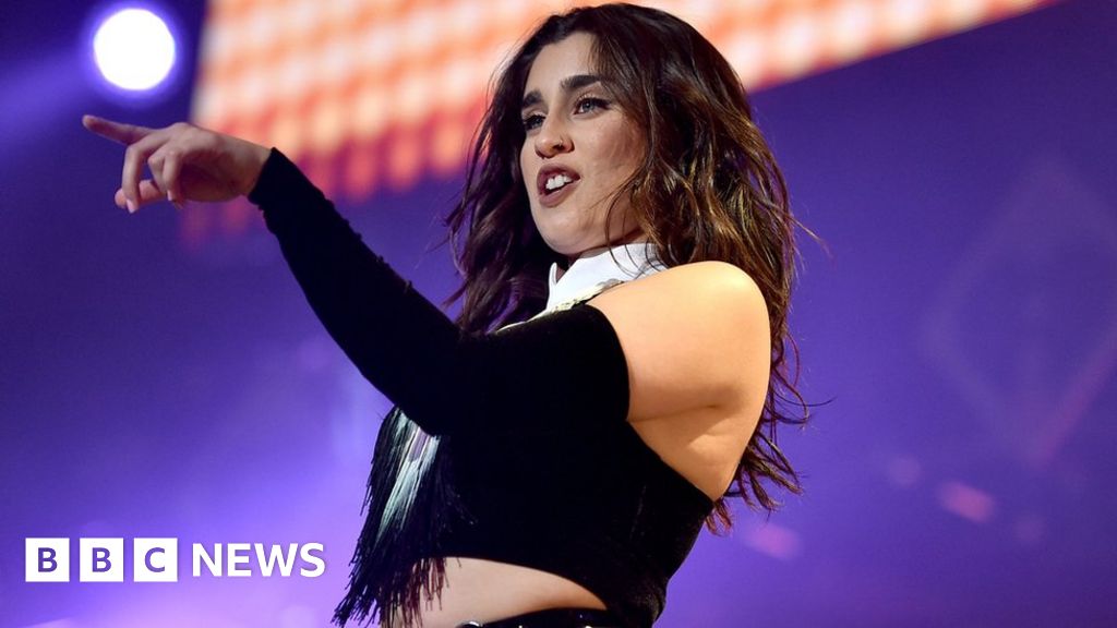 Fifth Harmony singer charged over marijuana - BBC News