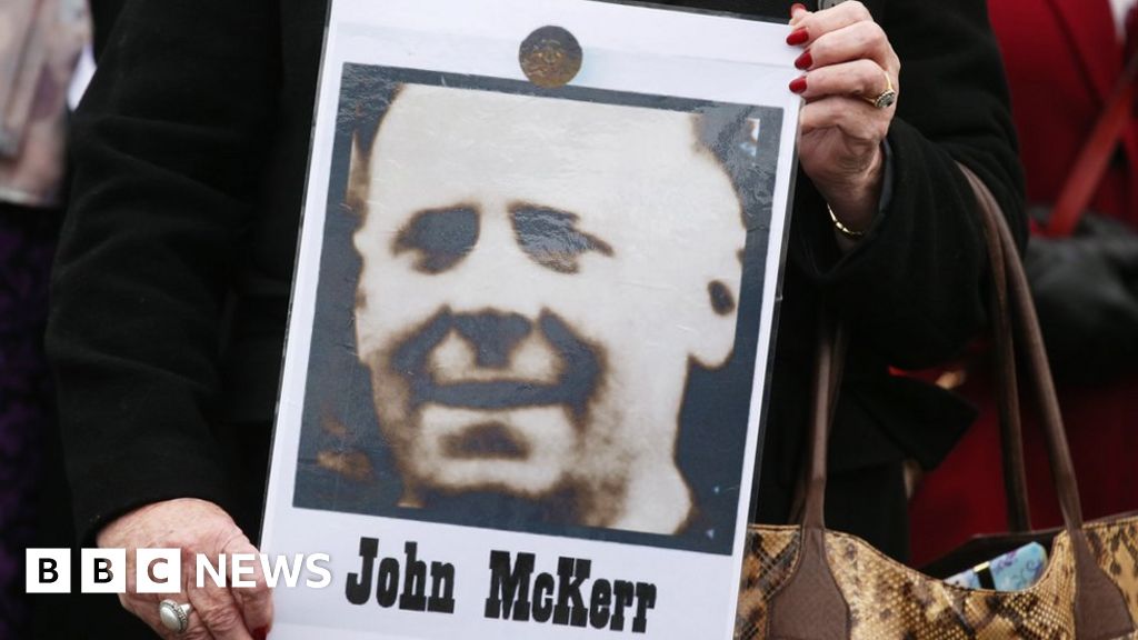 Ballymurphy inquest: Ex-IRA prisoner tells of Army shooting - BBC News