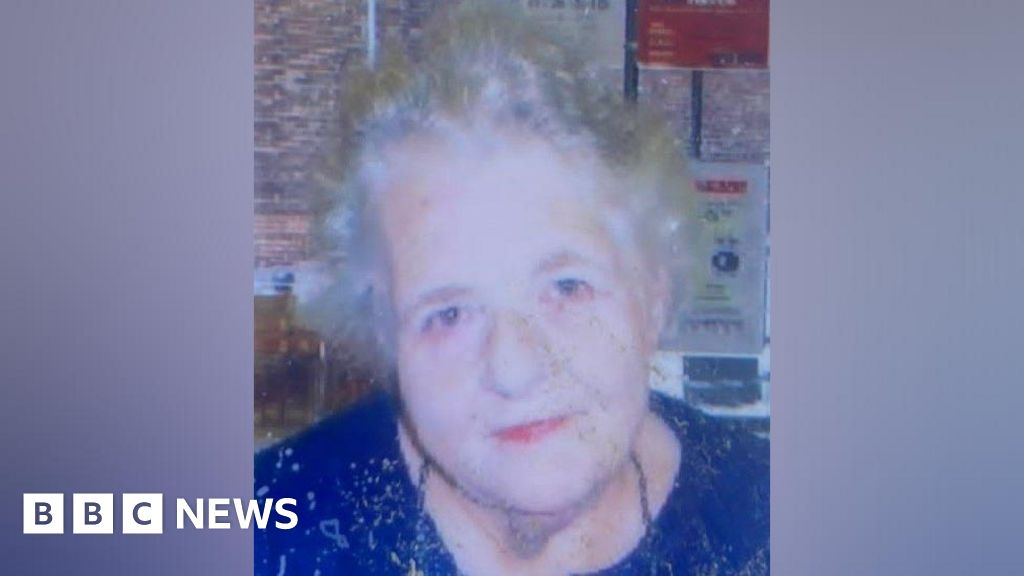 Maureen Gilbert: Derbyshire Police investigate role in flooding death ...