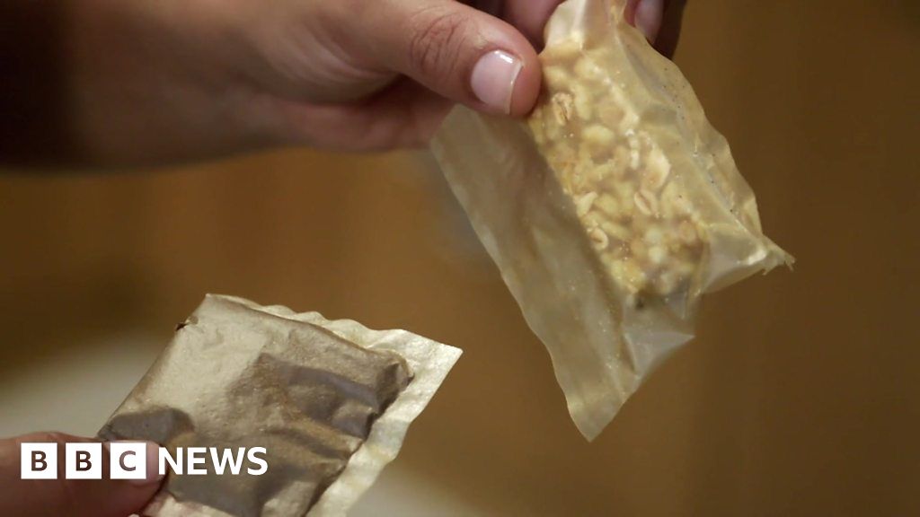 Plastics Watch: Could seaweed replace plastic packaging? - BBC News