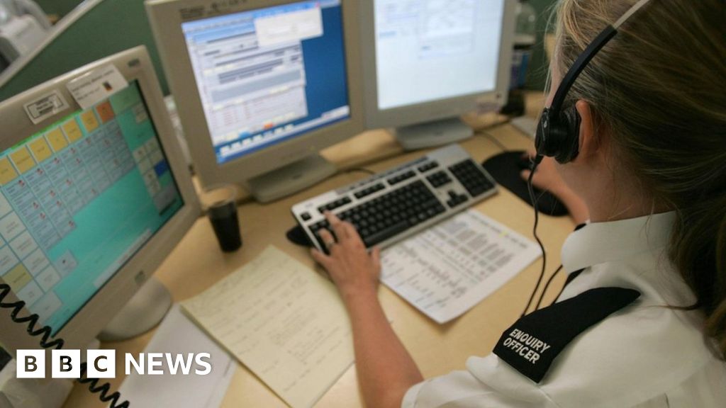 Portsmouth 999 centre opens to tackle volume of calls