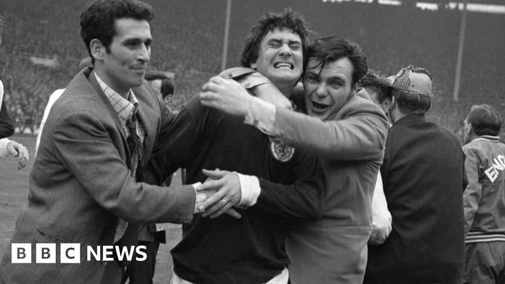 In pictures: Scotland v England 1967 - BBC News