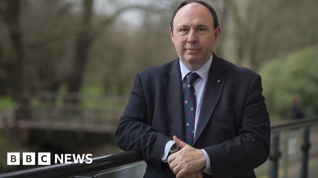 Keith Dunn appointed honorary Japanese consul for Wales - BBC News