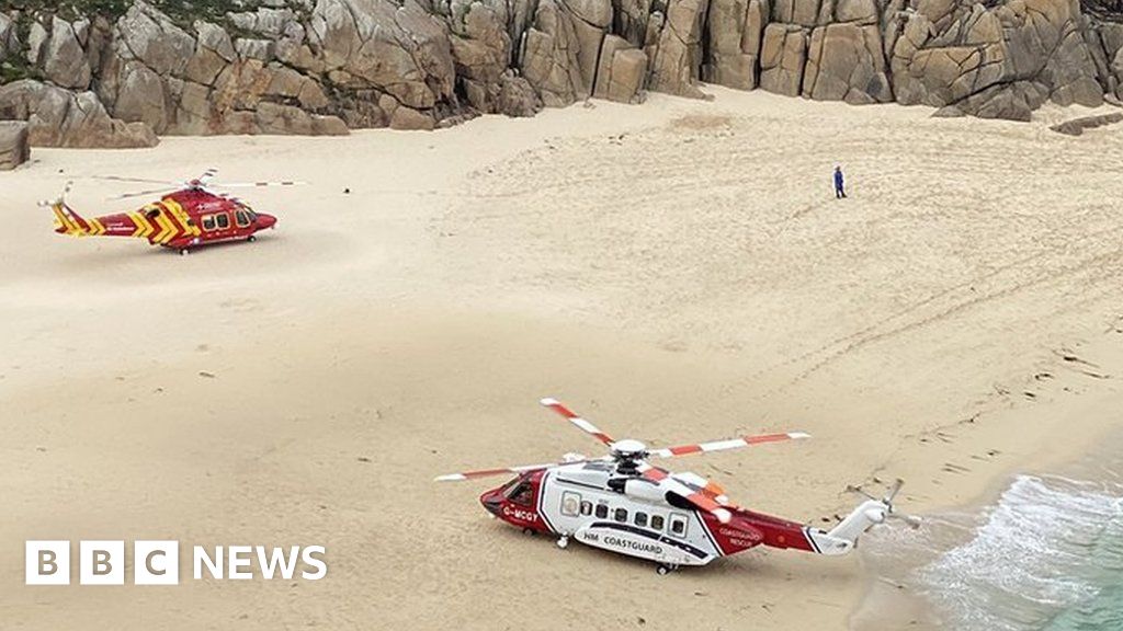 Men drowned on beaches without lifeguard - inquest - BBC News