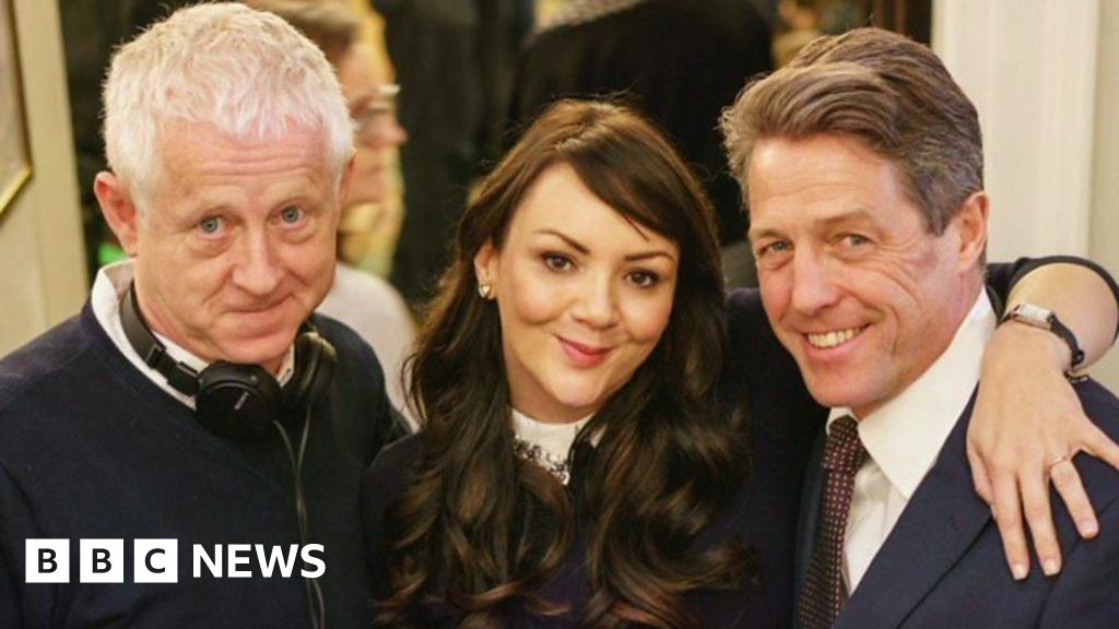 Love Actually cast reunites for Comic Relief - BBC News