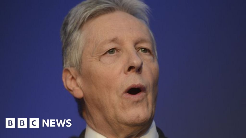 Peter Robinson: DUP leader gives his final leadership speech at party ...
