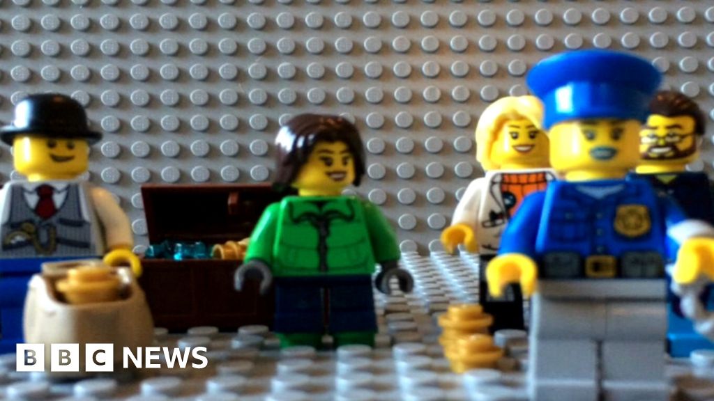 Lego explains the fiscal framework - BBC News