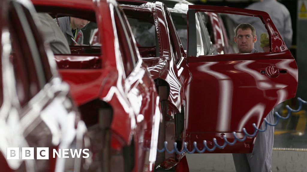 Cars on England's roads increase by almost 600,000 in a year - BBC News