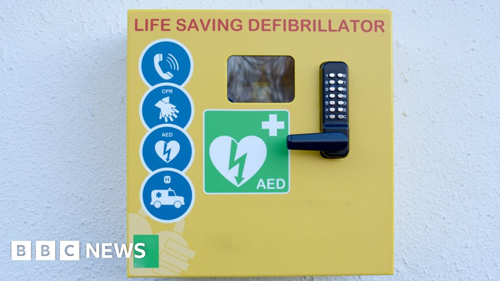 Moniaive defibrillator theft 'beyond belief'
