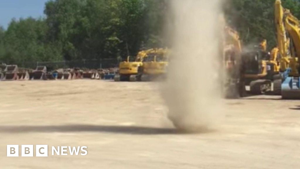 Whirlwind form known as a dust devil appears in Oswestry - BBC News
