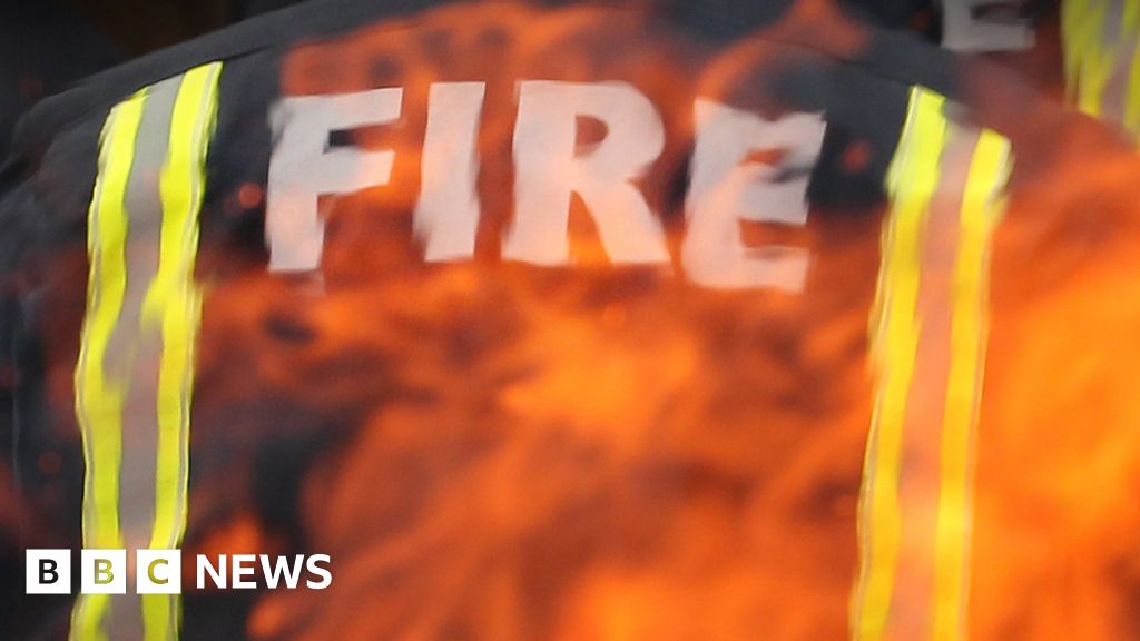 Firefighters attacked with fireworks and rocks in Walker