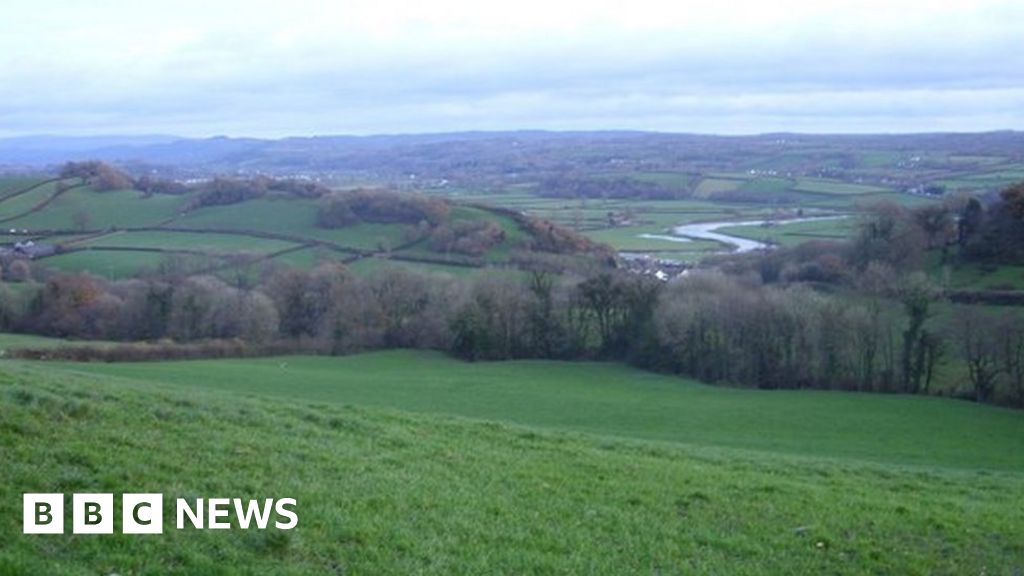 Tywi Valley Path: second section given planning approval - BBC News